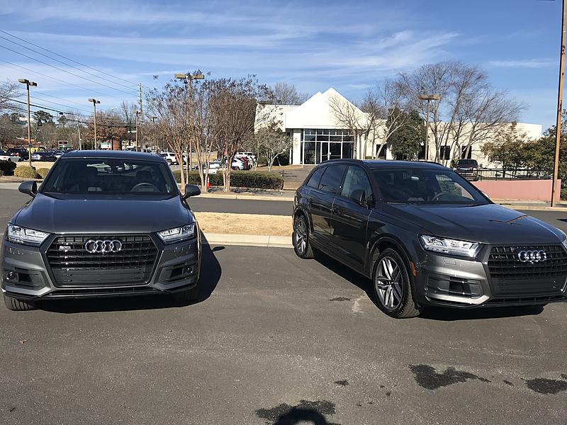 Samurai Gray Q7 Just Arrived at USA Dealer - Pics - Page 2 - AudiWorld ...